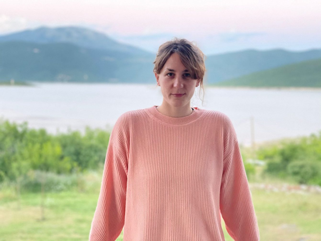 Residents of May and June | Kamen